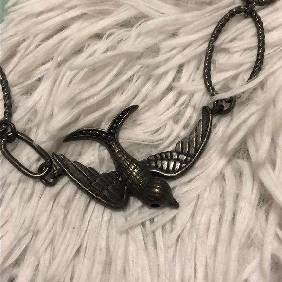 Icing | Jewelry | Bird Necklace | Poshmark
